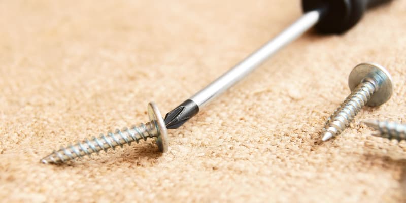 Comment enlever une vis cassée ?| MesDépanneurs.fr